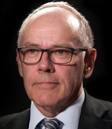 Michael Astill | BenchTV